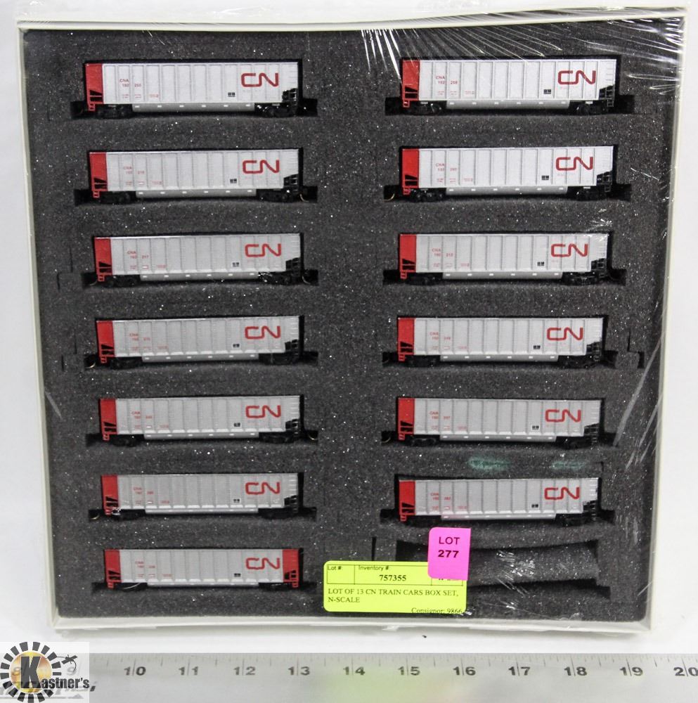LOT OF 13 CN TRAIN CARS BOX SET, N-SCALE
