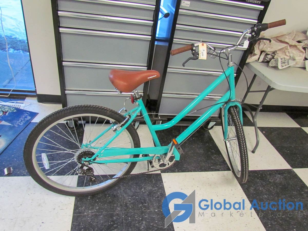 26" Womens Turquoise Unknown Cruiser Bike