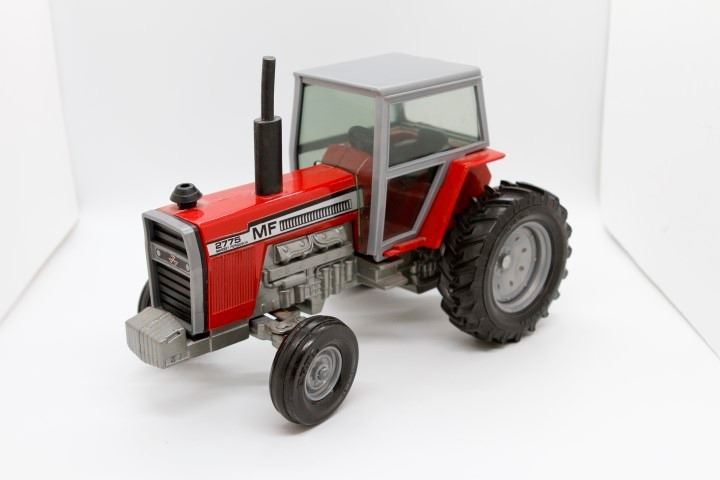 Massey Ferguson 2775 tractor 1/16