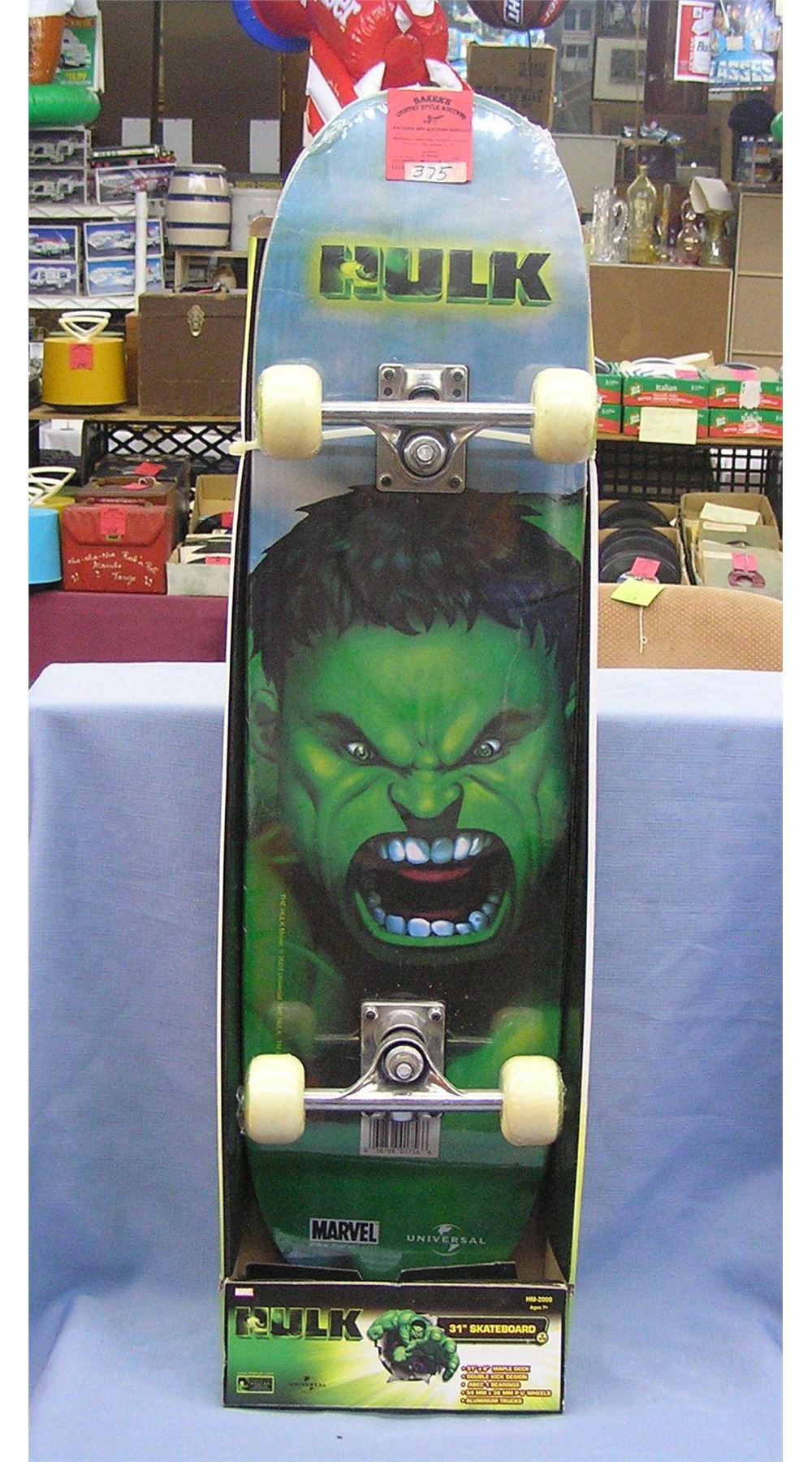 Vintage Incredible Hulk skate board