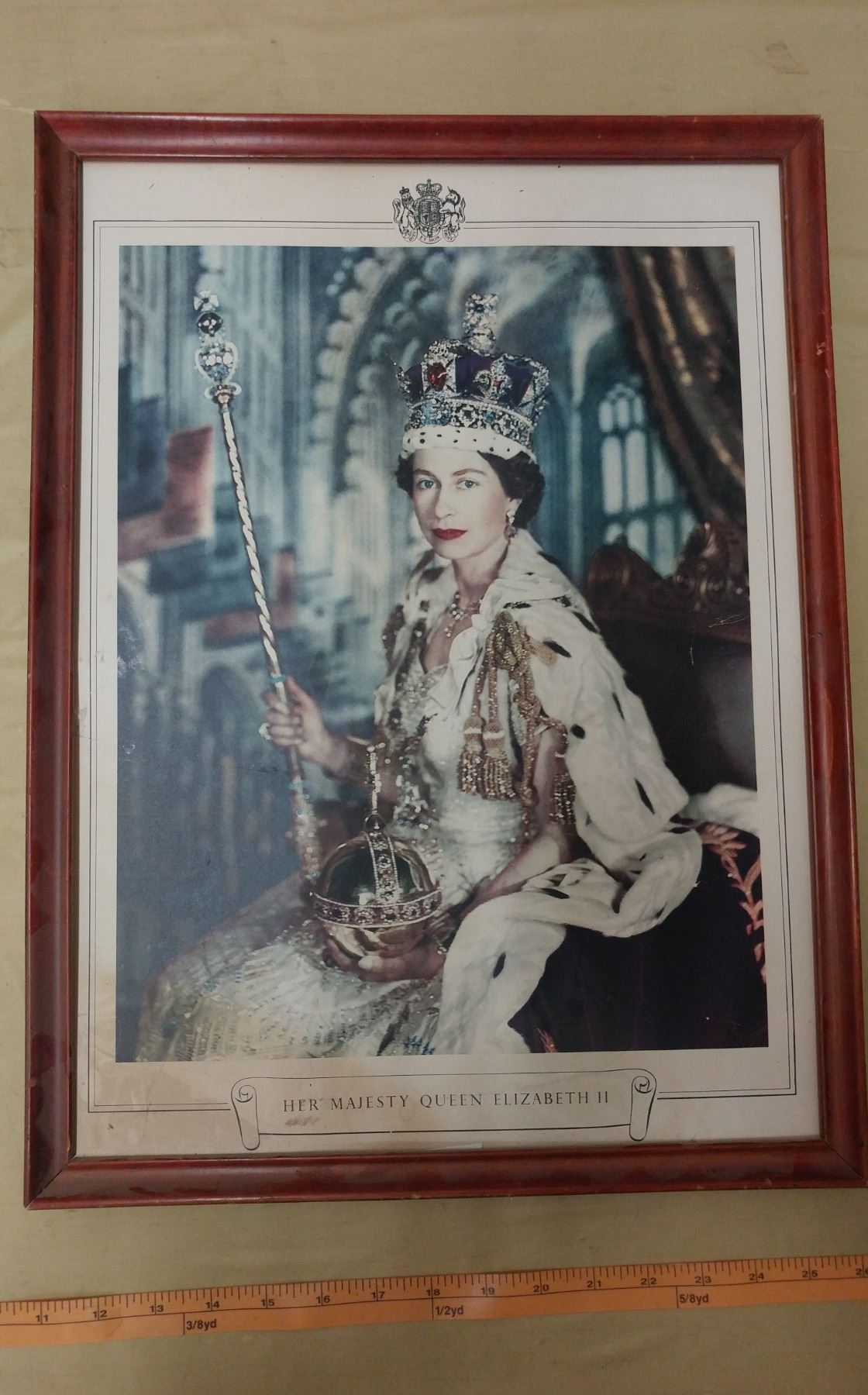 QUEEN ELIZABETH II PICTURE AND FRAME (15" X 20")