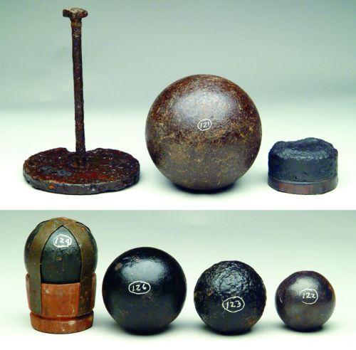 LOT OF HALF SHELLS AND MISCELLANEOUS IRON BALLS
