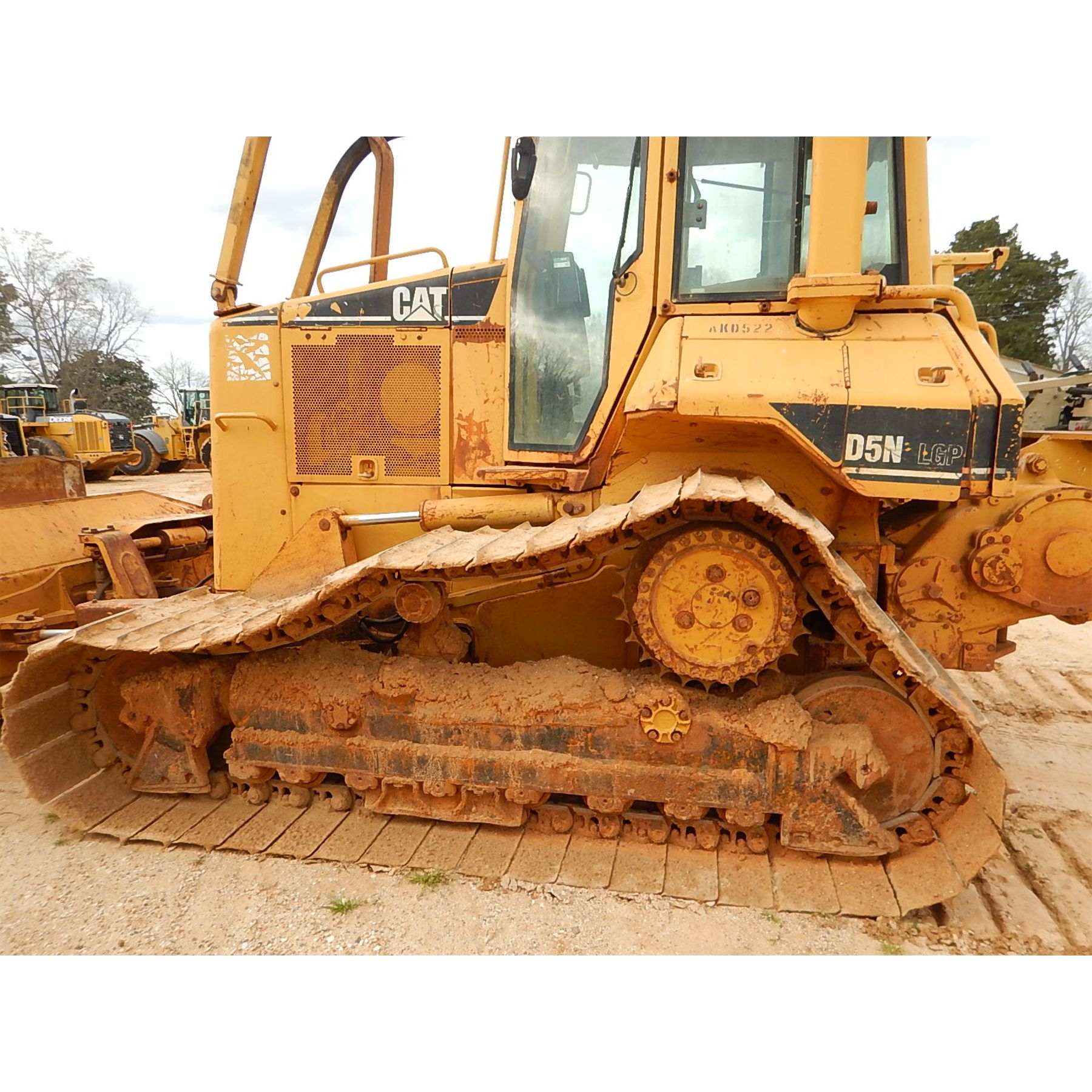 2004 CATERPILLAR D5N LGP Dozer / Crawler Tractor
