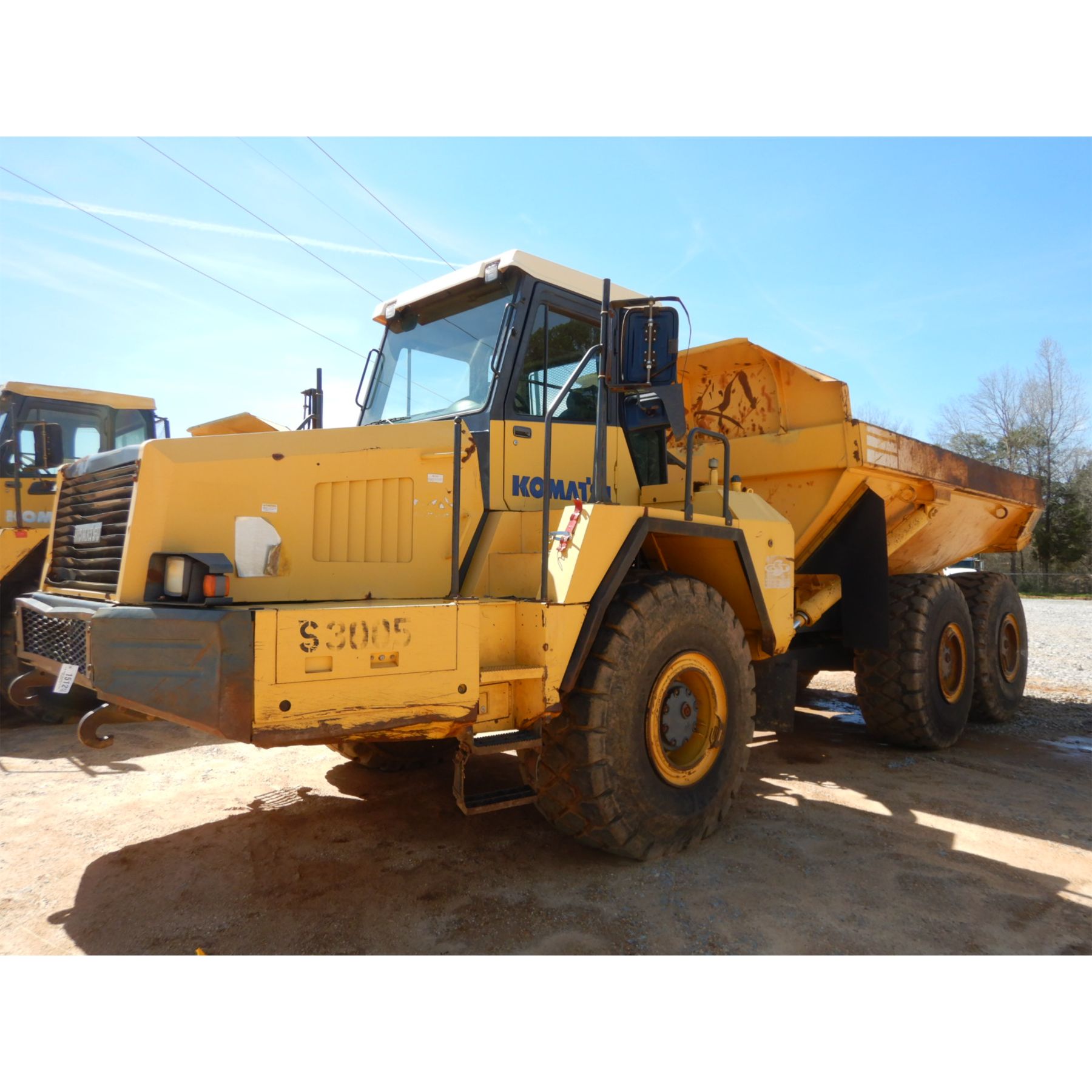 2003 KOMATSU HM350-1 Articulated Truck - J.M. Wood Auction Company, Inc.