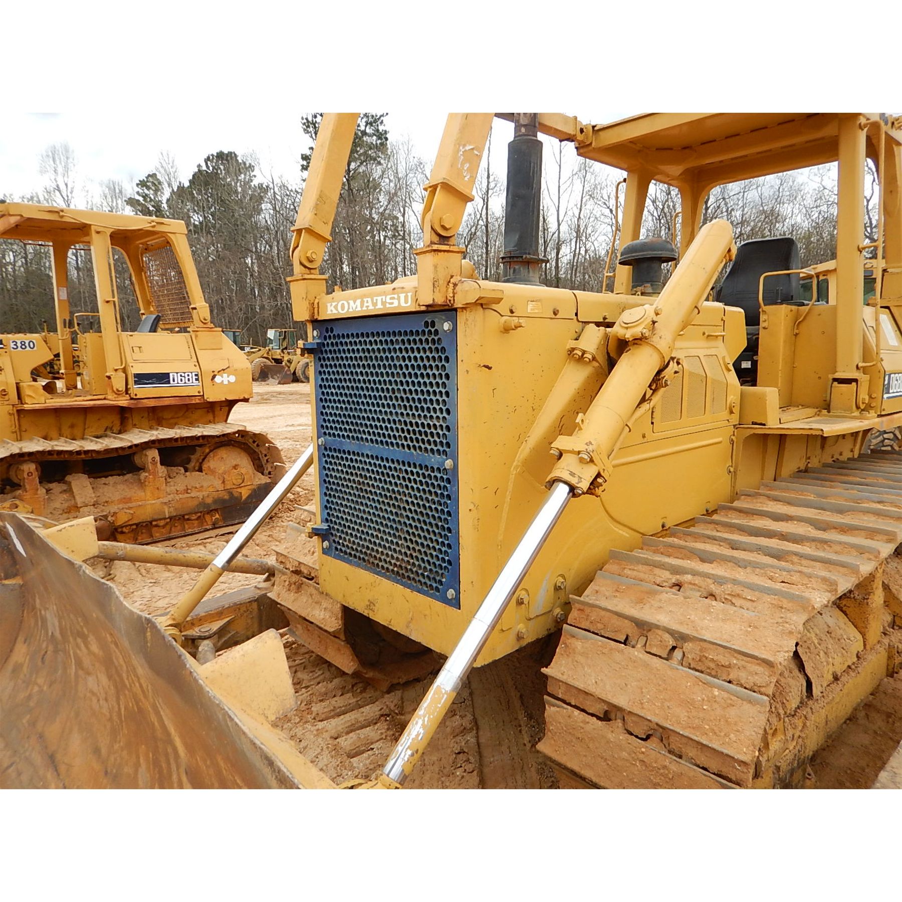 KOMATSU D68-1 Dozer / Crawler Tractor
