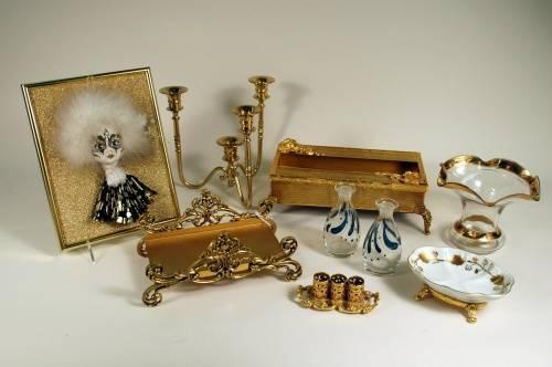 Various Gold Vanity Items