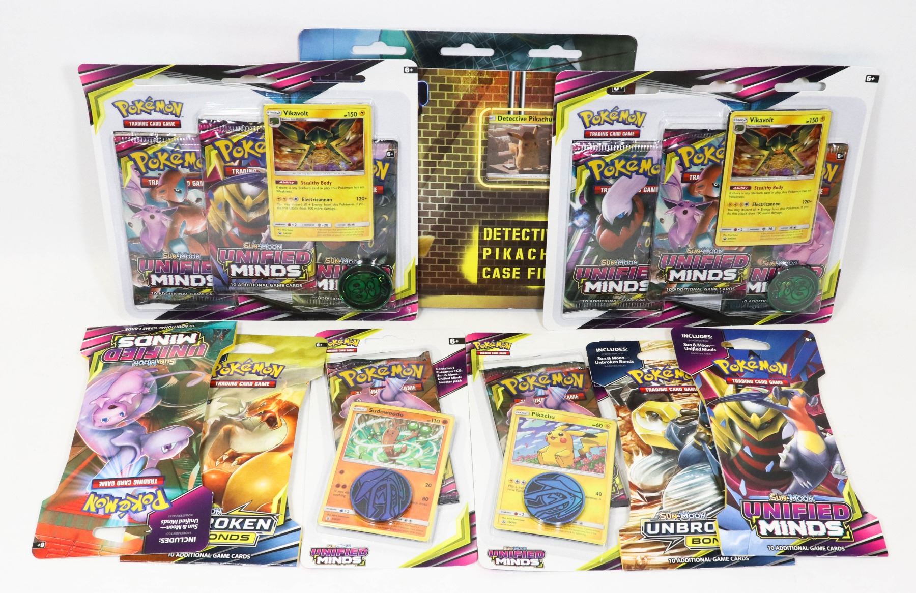 LOT OF 9 POKÉMON DETECTIVE PIKACHU SET, 3 & 1