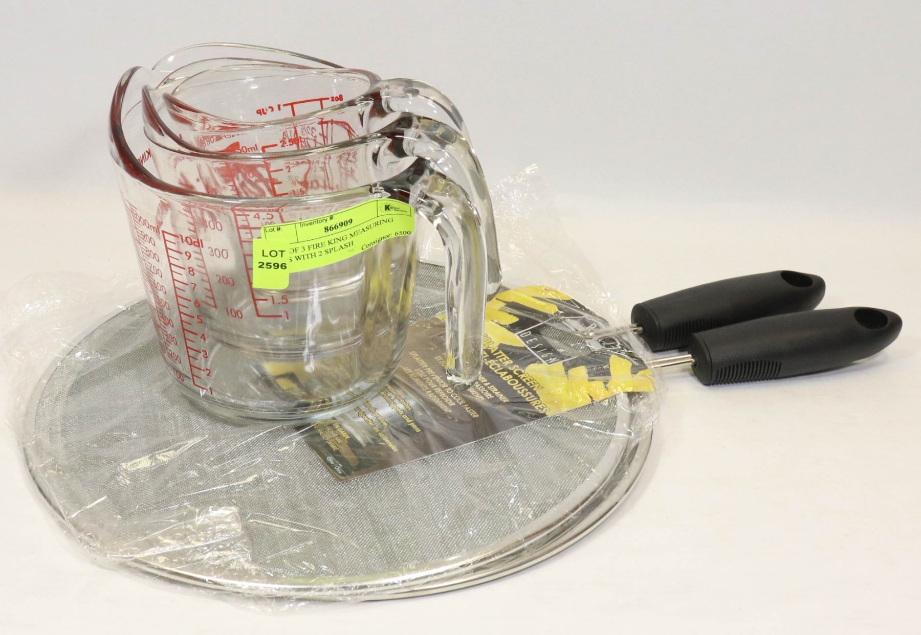 LOT OF 3 FIRE KING MEASURING CUPS WITH 2 SPLASH