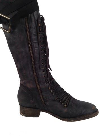Resident Evil: Afterlife Alice (Milla Jovovich) Boots Movie Props