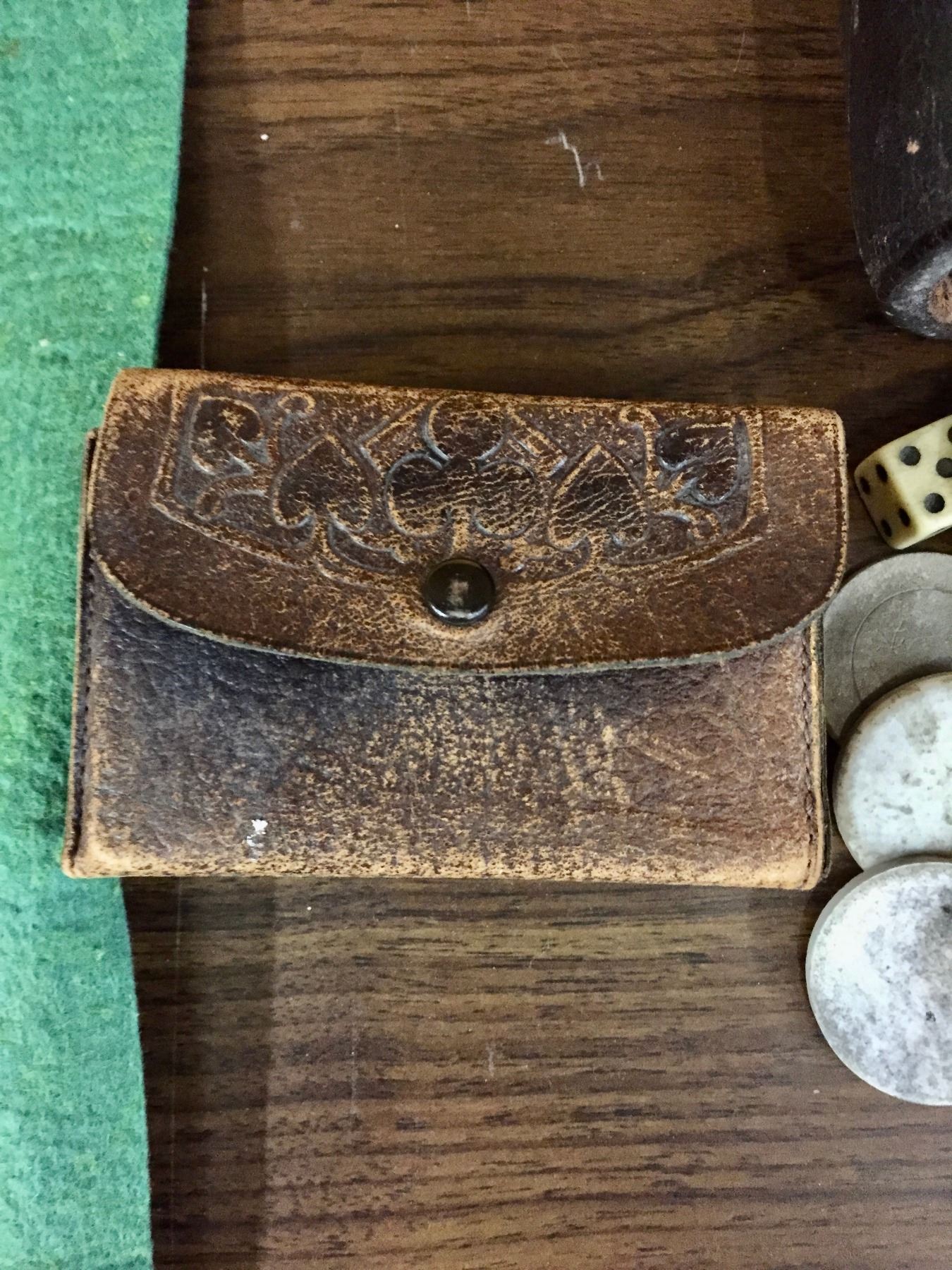 Vintage and Antique Gambling Items