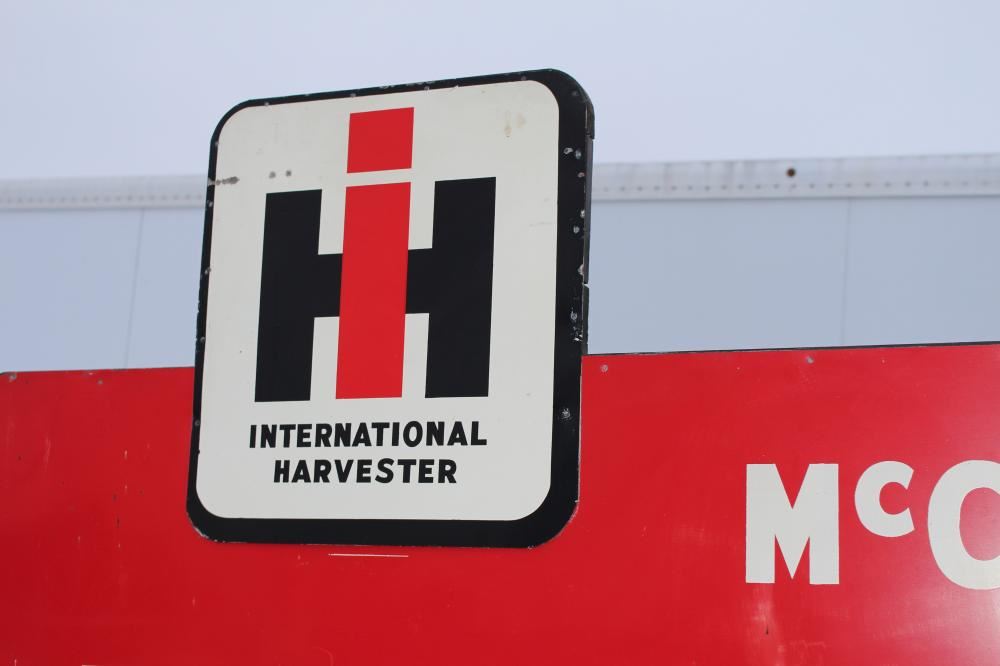 LARGE INTERNATIONAL HARVESTER FARMALL TRACTOR SIGN