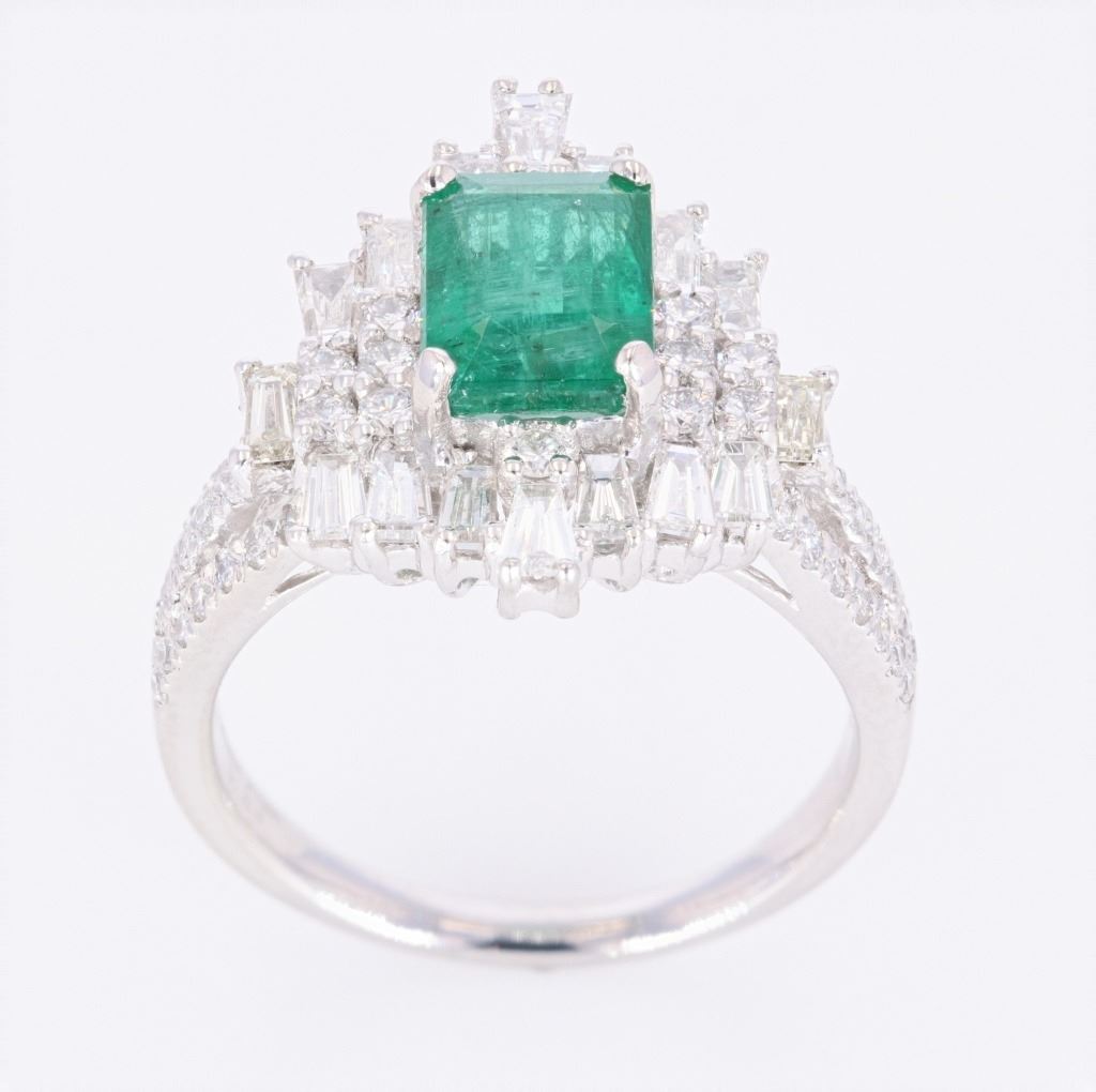Great Gatsby Art Deco Emerald & VS2 Diamond Ring