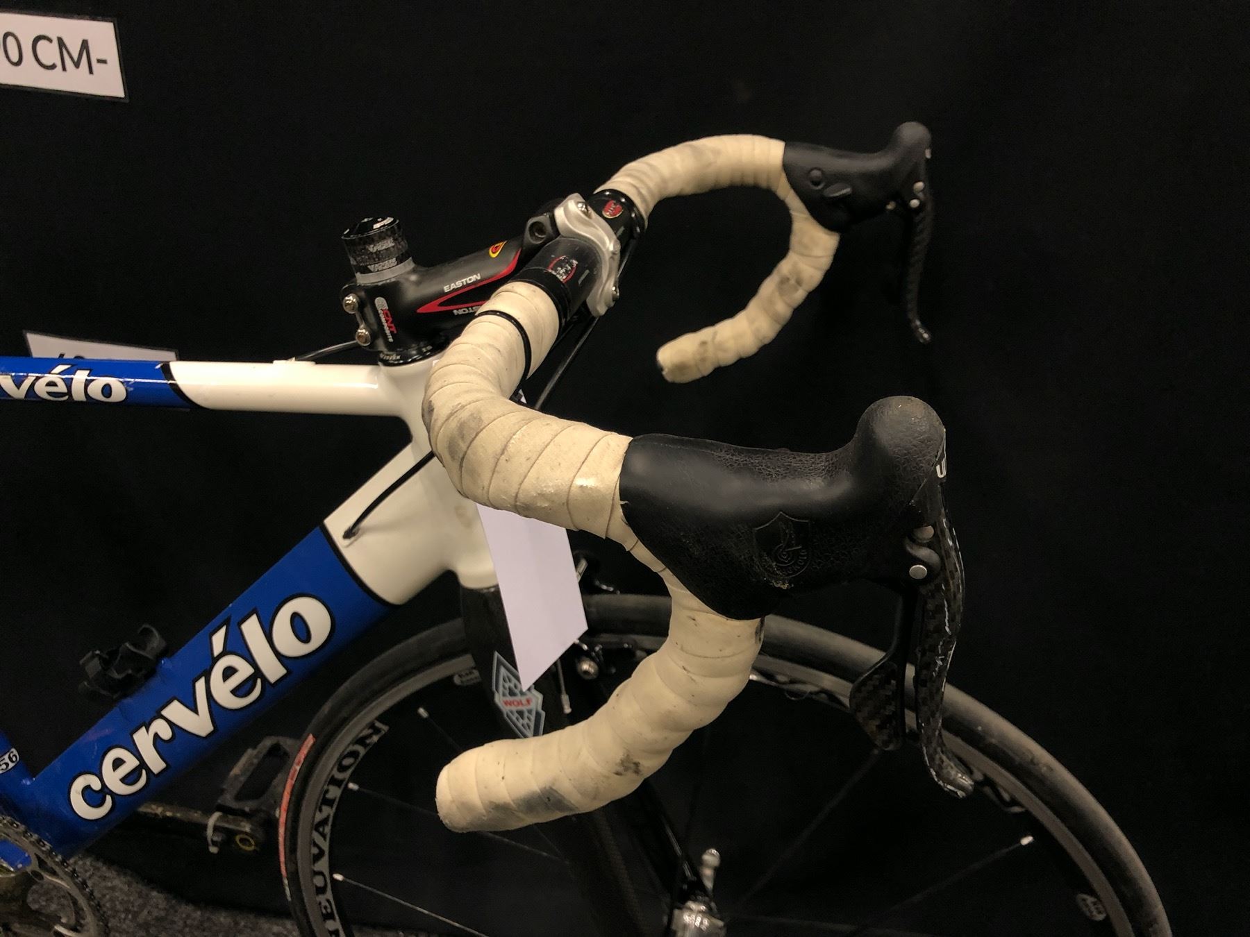 BLUE AND WHITE CERVELO SOLOIST 20 SPEED ROAD BIKE 56 CM FRAME SIZE blue-and-white-cervelo-soloist-20-speed-road-bike-56-cm-frame-size