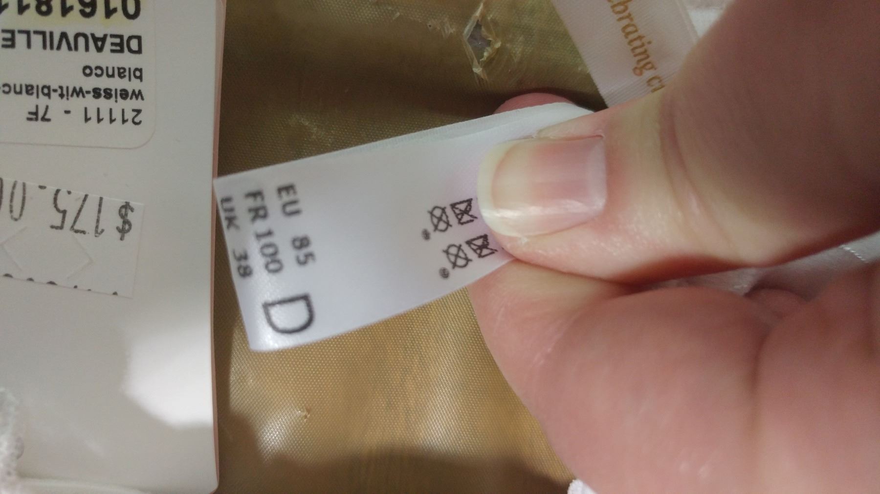 LOT OF SIX BRAS, ASSORTED SIZES (SIZES ON TAGS NOT CANADIAN)