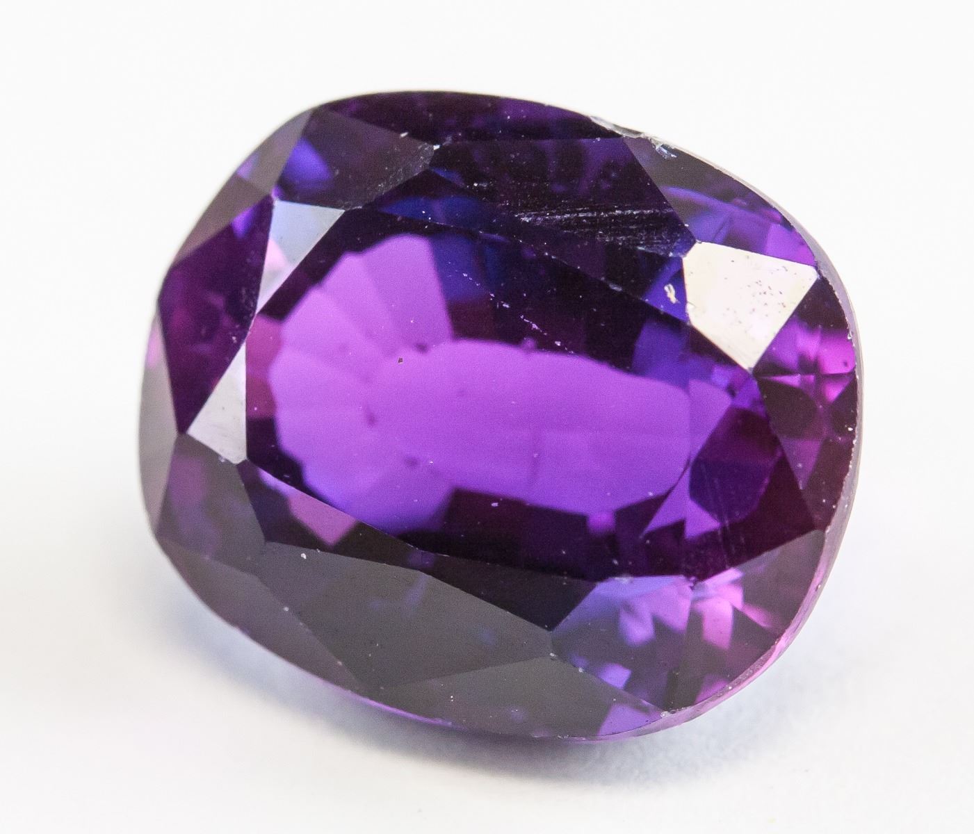 12.00ct Oval Cut Purple Musgravite Gemstone GGL