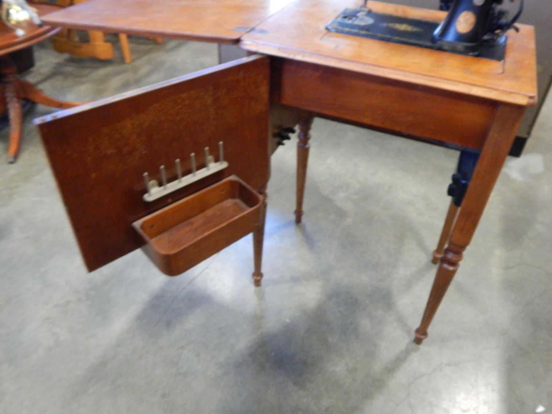 ANTIQUE ELECTRIC SINGER SEWING MACHINE IN TABLE antique-electric-singer-sewing-machine-in-table