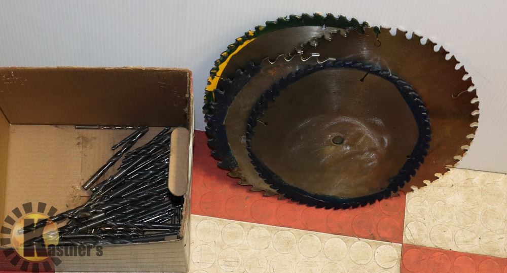 BOX OF SAW BLADES & DRILL BITS INCL TWO 10" AND TWO 12" BLADES AND OVER ...