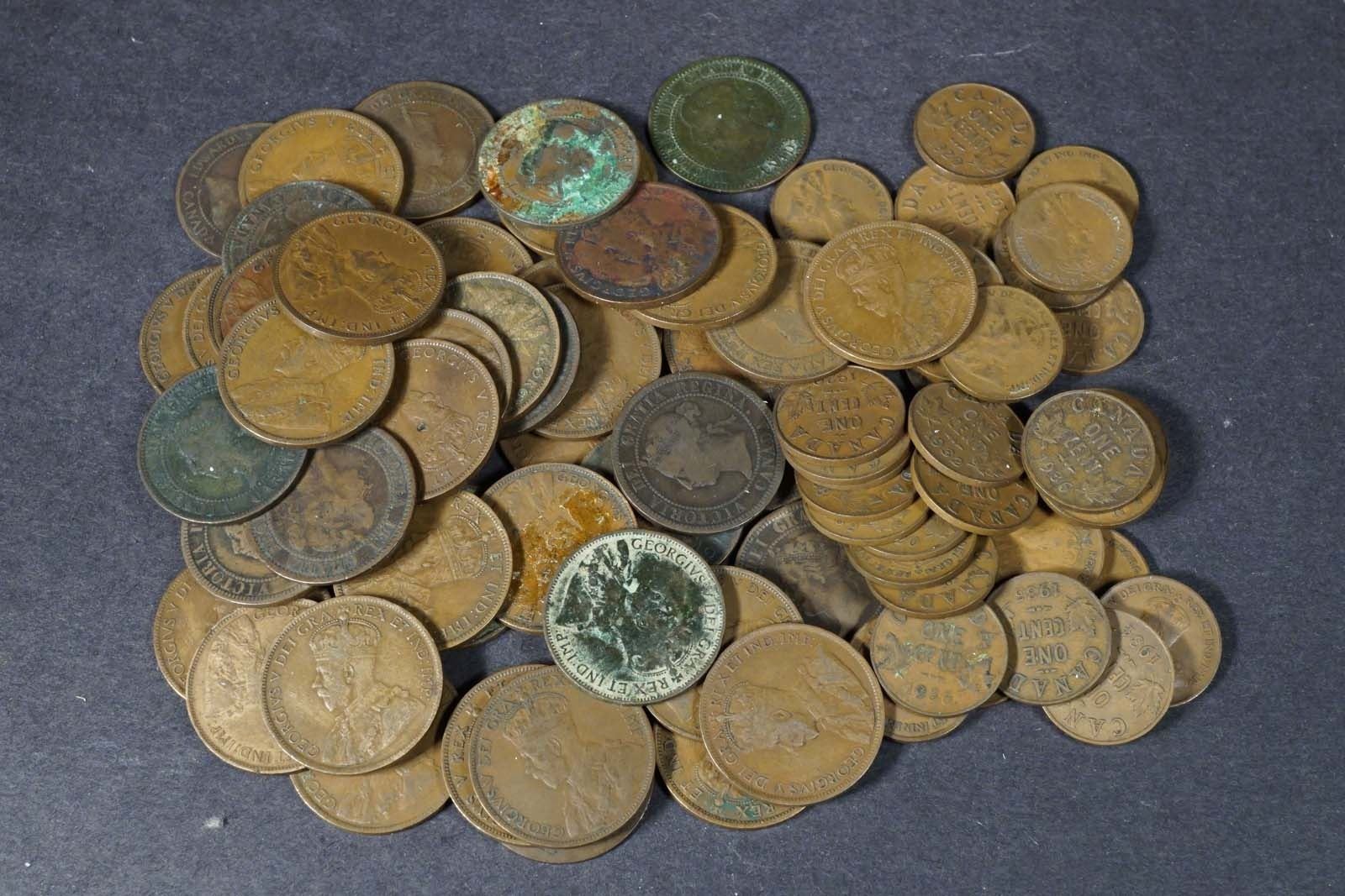 Canada - 56 Large Cents, + 37 Geo V Small Cents.+51 Geo. VI + 38 Eliz ...
