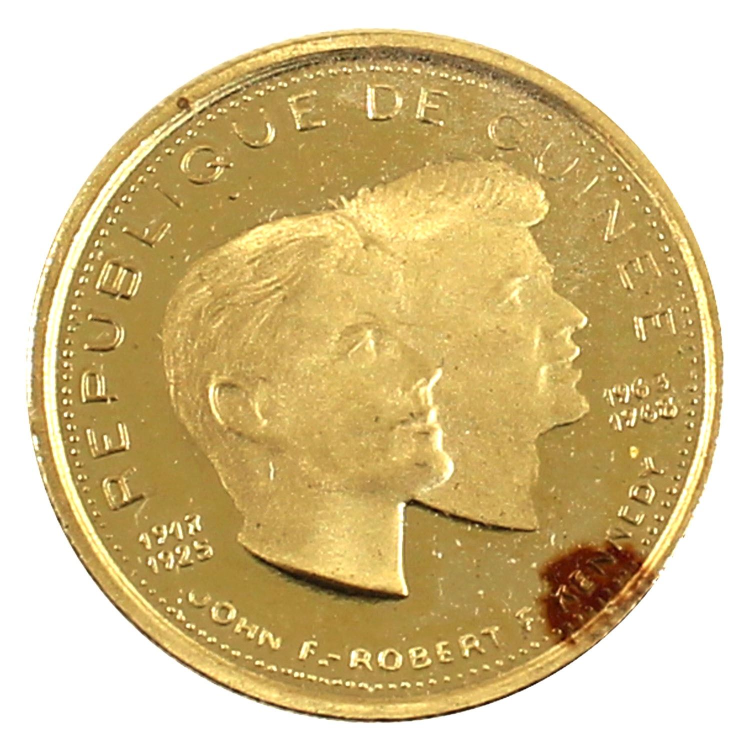 1970 Republic of Guinea 1000 Francs .900 Gold Coin in Pouch with COA ...