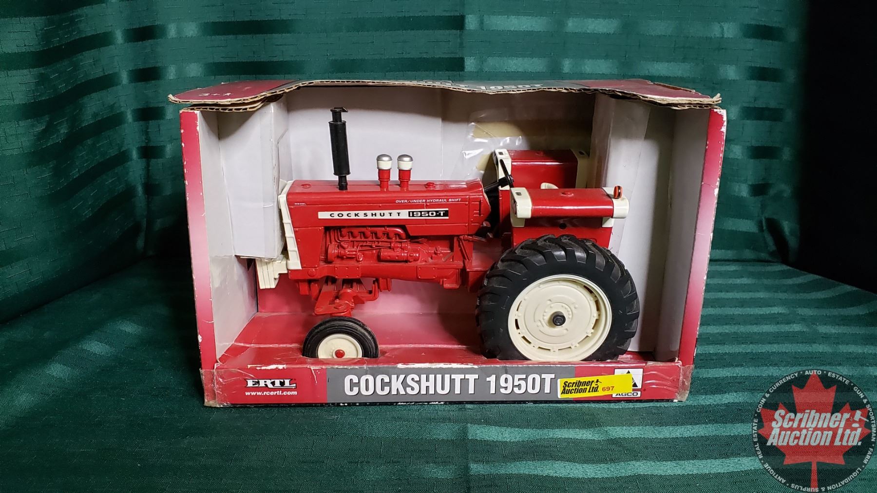 Toy Tractor : Cockshutt 1950T (1/16 Scale)
