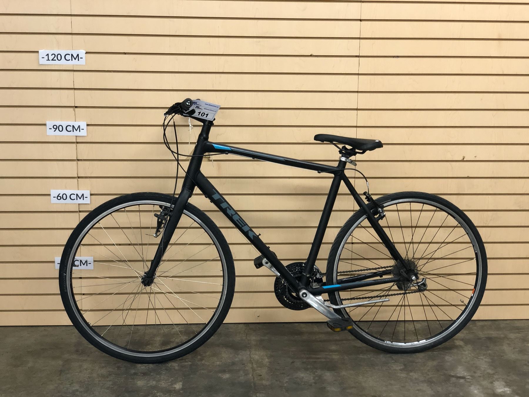 BLACK TREK FX2 ROAD BIKE Able Auctions black-trek-fx2-road-bike-able-auctions