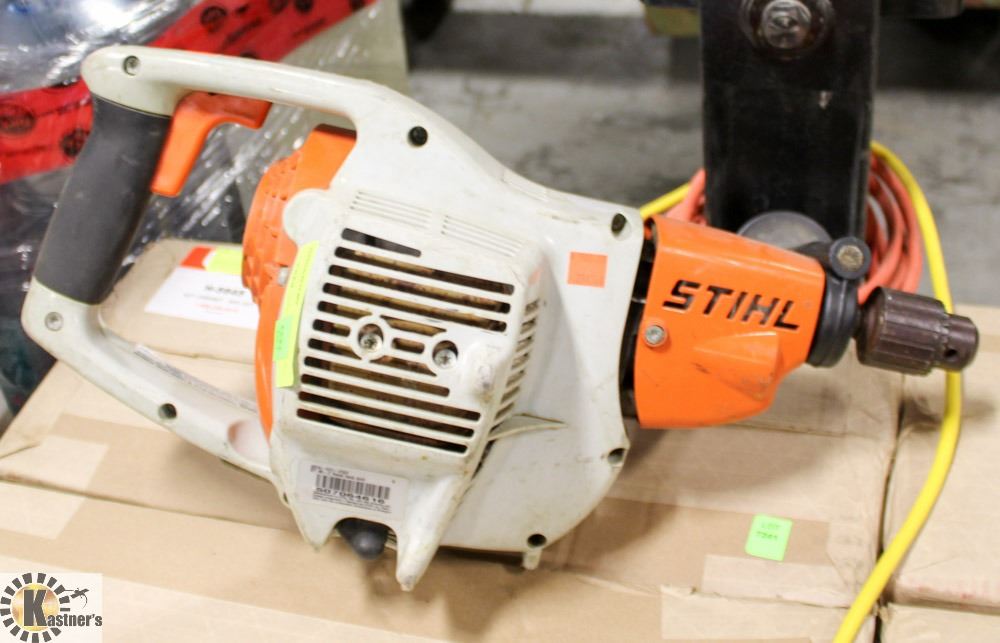 STIHL BT45 GAS POWERED HAND DRILL