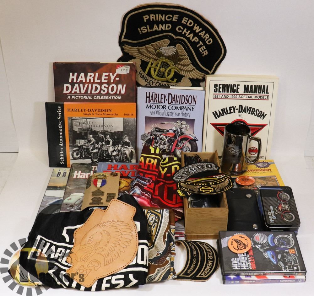 LOT OF HARLEY DAVIDSON COLLECTIBLES.