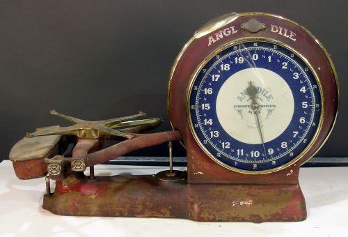 Unrestored Angldile Scale Closed face and complete