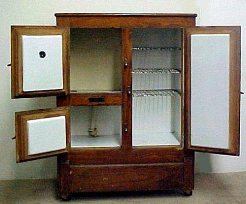 Garland oak ice box
