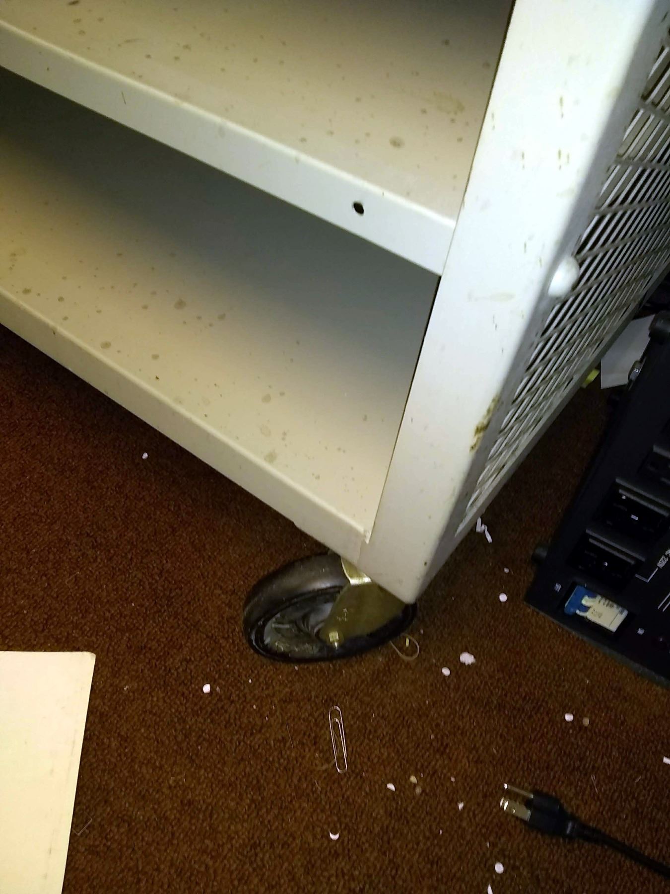 METAL ORDER / PRINTING INVENTORY CART ON WHEELS