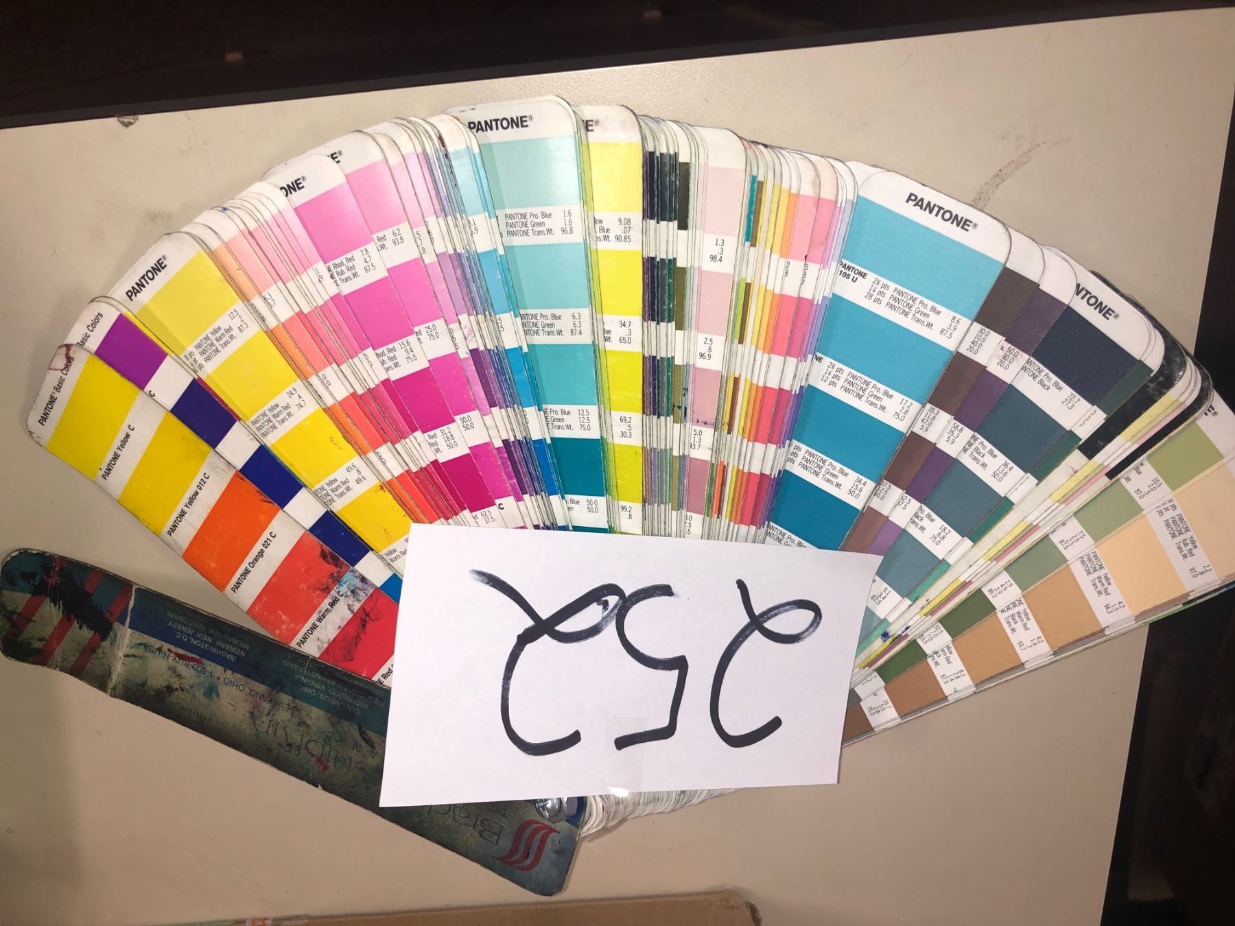 PANTONE COLOR PALLETTE LOT