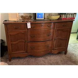 MATCHING HARD ROCK MAPLE BUFFET TABLE