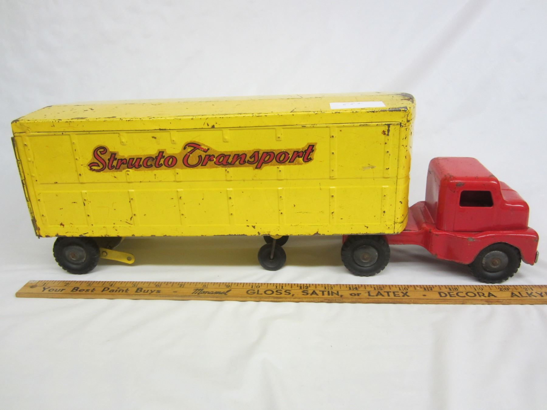 STRUCTO 1950'S TRANSPORT TRUCK 20" - Schmalz Auctions