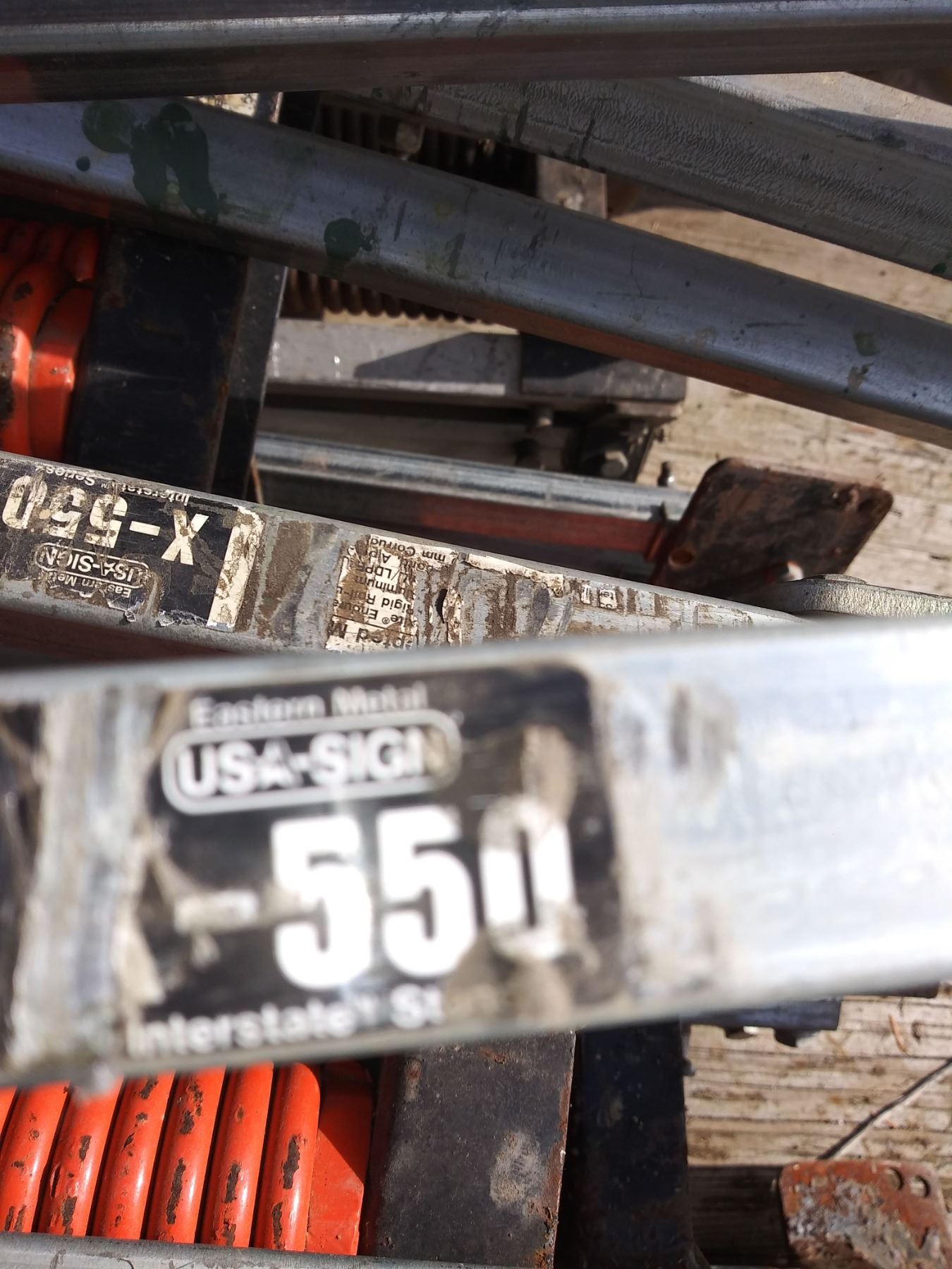 USA-SIGNS X-550 SPRING LOADED SIGN UNITS/ OVER $200.00 EA NEW