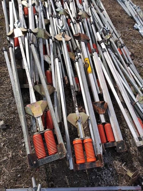 USA-SIGNS X-550 SPRING LOADED SIGN UNITS/ OVER $200.00 EA NEW