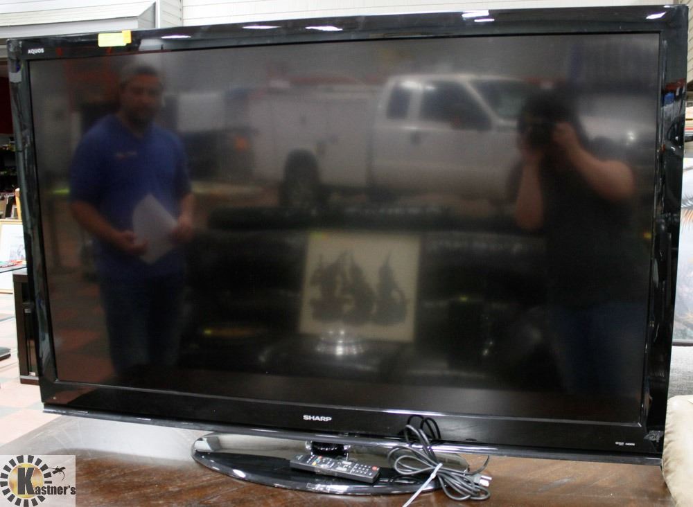 SHARP AQUOS 60 INCH TV - LC-60E69U-60