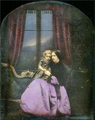 MOTHER CHILD, STEREO DAGUERREOTYPE CLAUDET