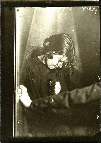 SPIRIT PHOTOGRAPH, MEDIUM EVA C.