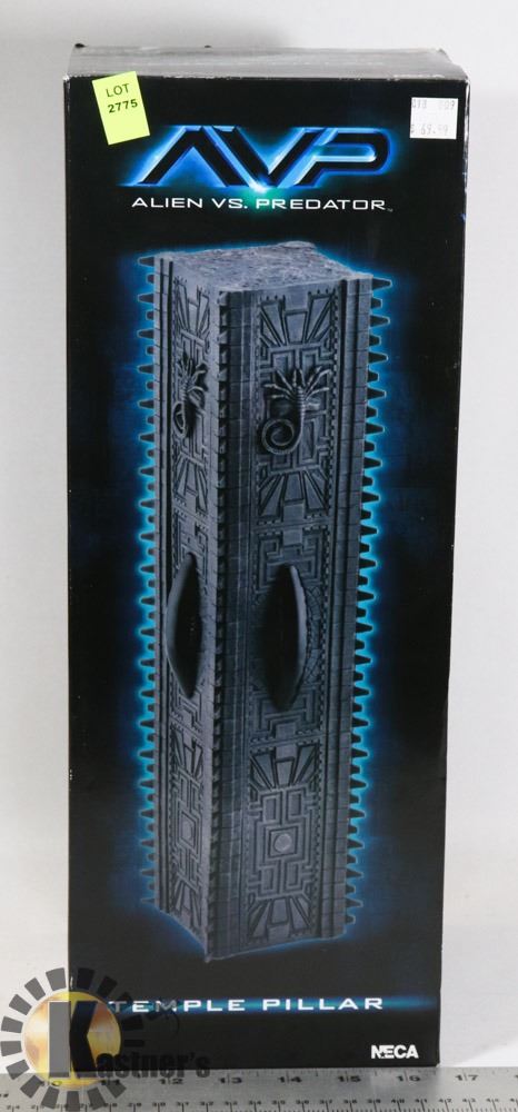 ALIEN VS PREDATOR TEMPLE PILLAR