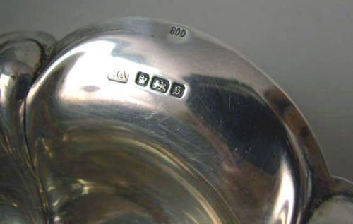 AN 800 SILVER PETAL FORM DISH WITH ENGLISH SILVER HALLMARKS