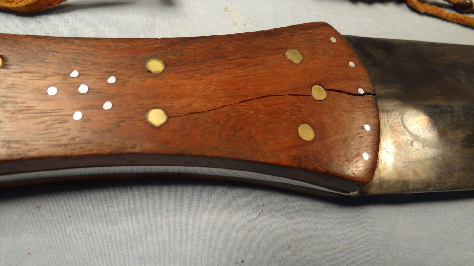 Beaver tail 7" dagger, elk hide sheath