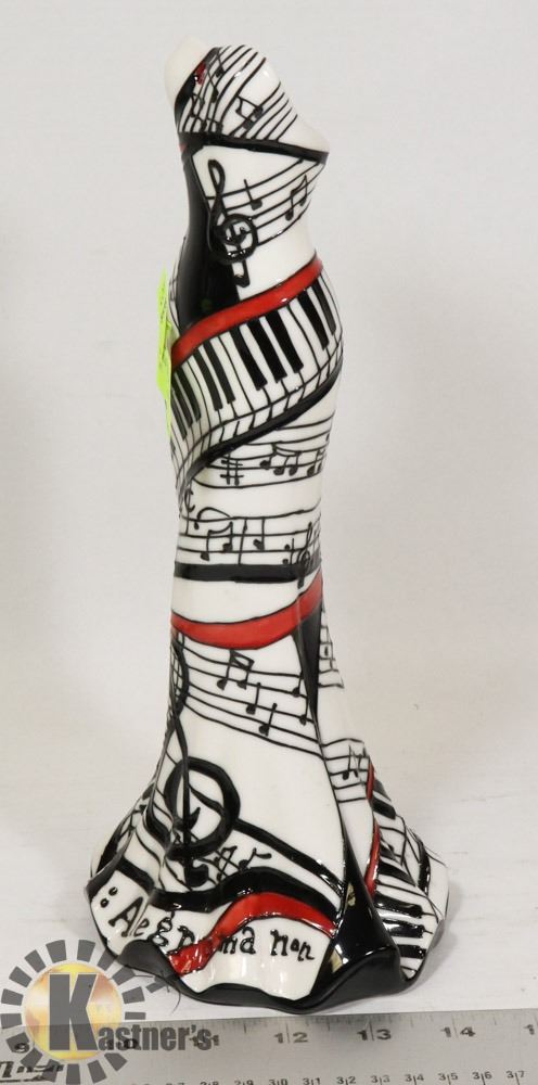MUSICAL DRESS VASE BY BENAYA ART