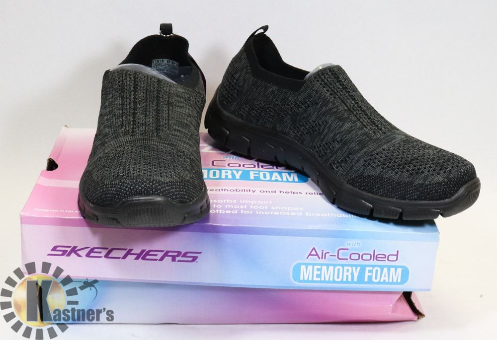SKECHERS SIZE 8.5 WOMEN SHOES