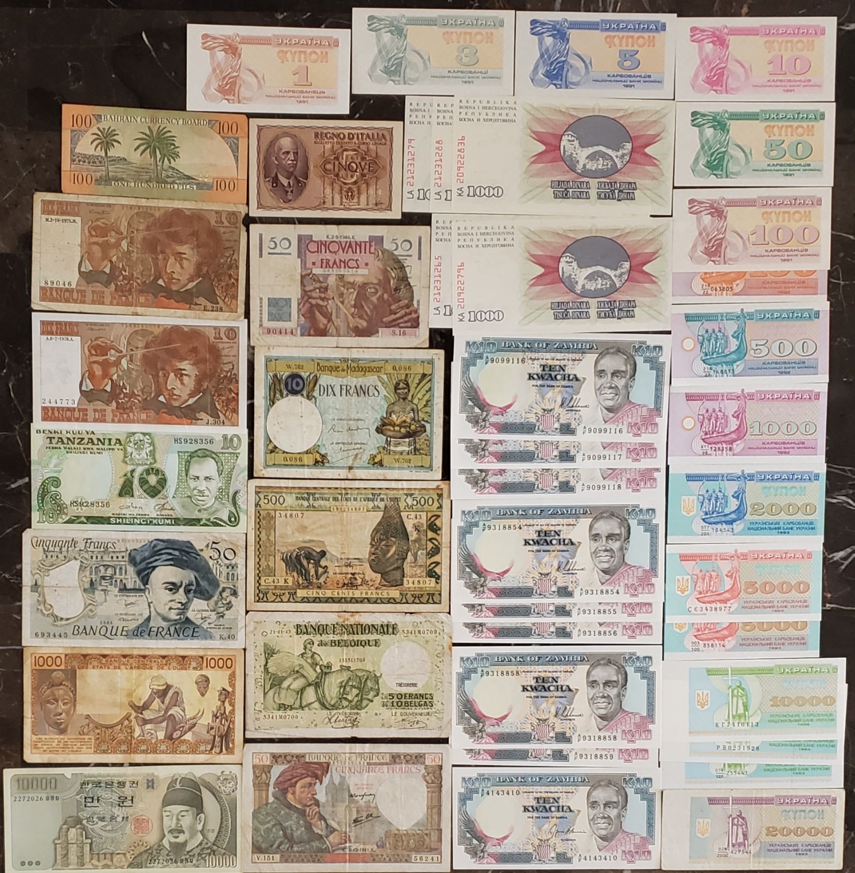 Lot of 43 World Notes