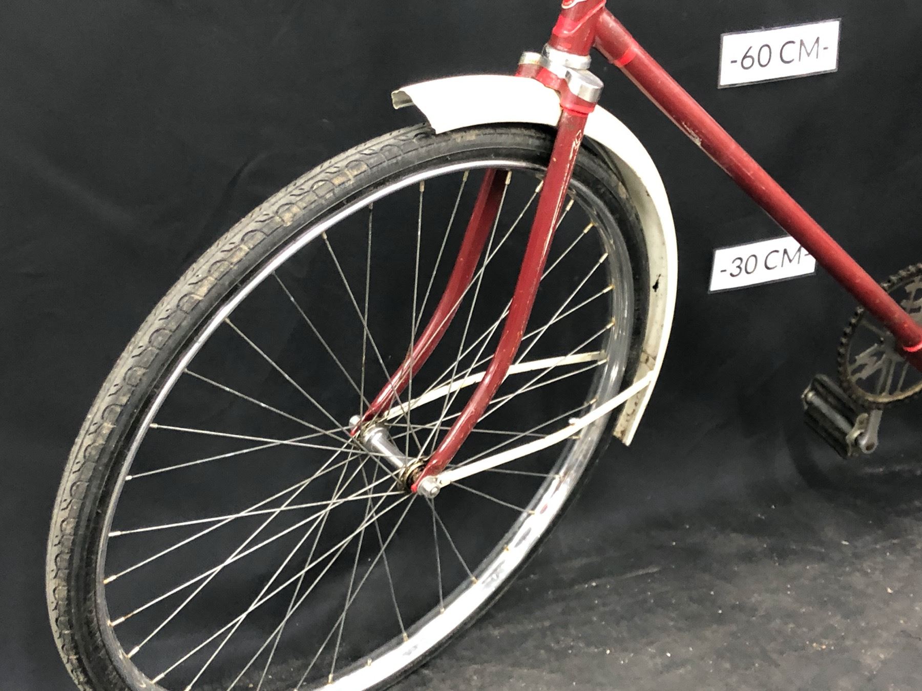 VINTAGE RED CCM SINGLE SPEED CRUISER BIKE - Able Auctions VINTAGE RED CCM SINGLE SPEED CRUISER BIKE - Able Auctions