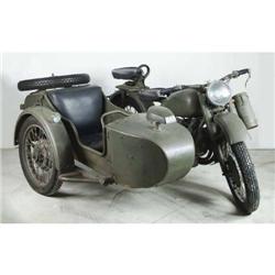 1939 RUSSIAN V-TWIN M72 MOTORCYCLE W/ S