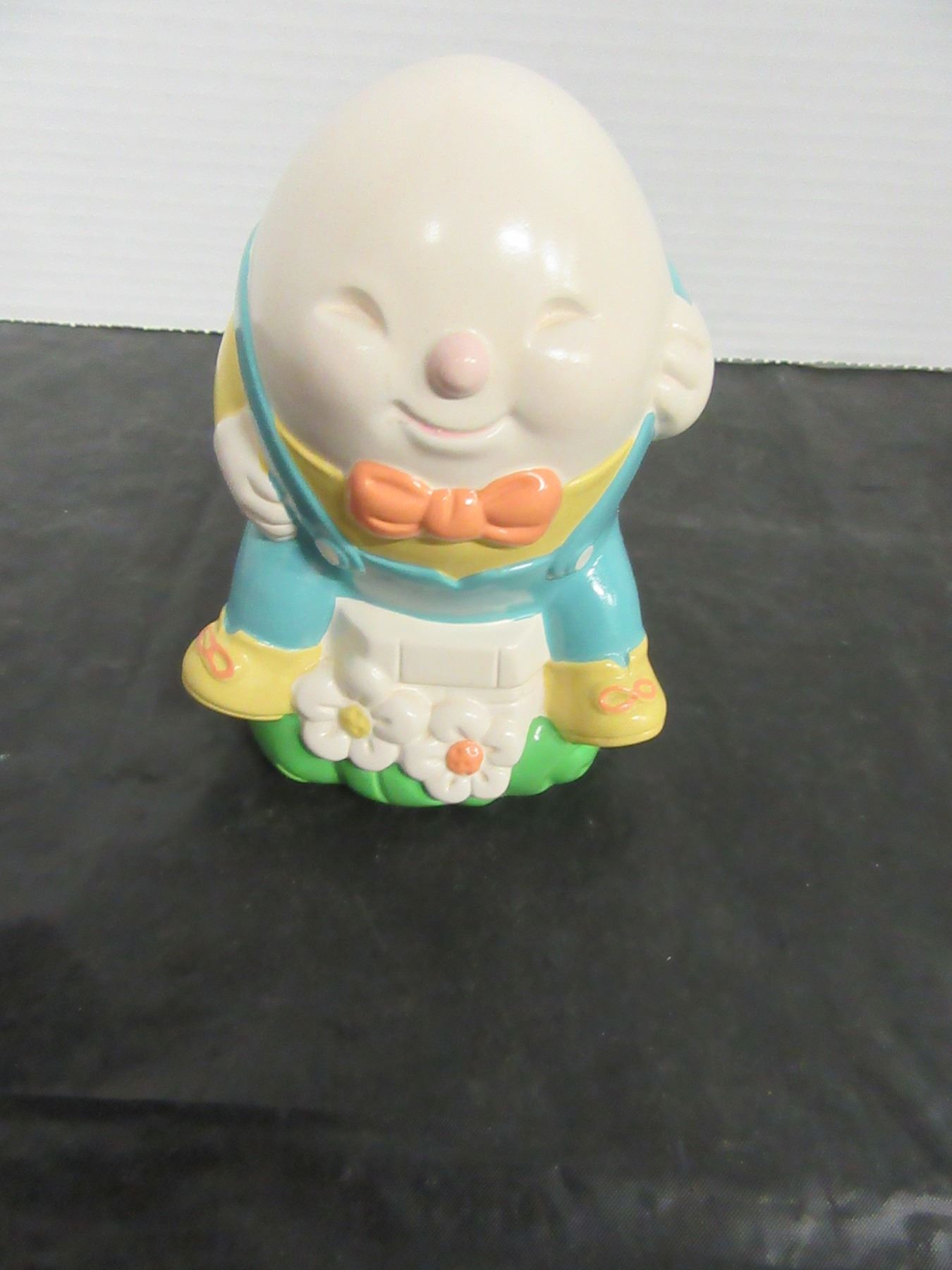 ESTATE (VINTAGE) - HUMPTY DUMPTY BANK WITH STOPPER