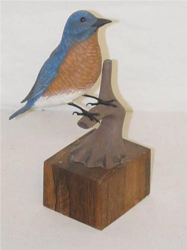 6" EASTERN BLUEBIRD CARVING ON A WOODEN
