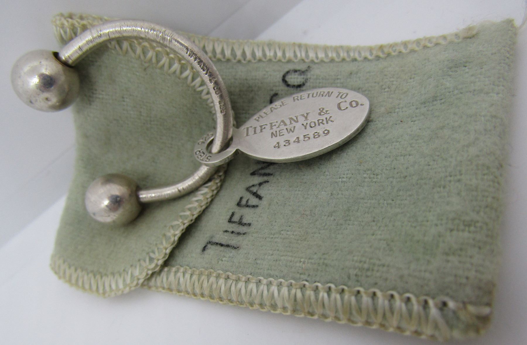 RETURN TO TIFFANY & CO KEY RING STERLING SILVER