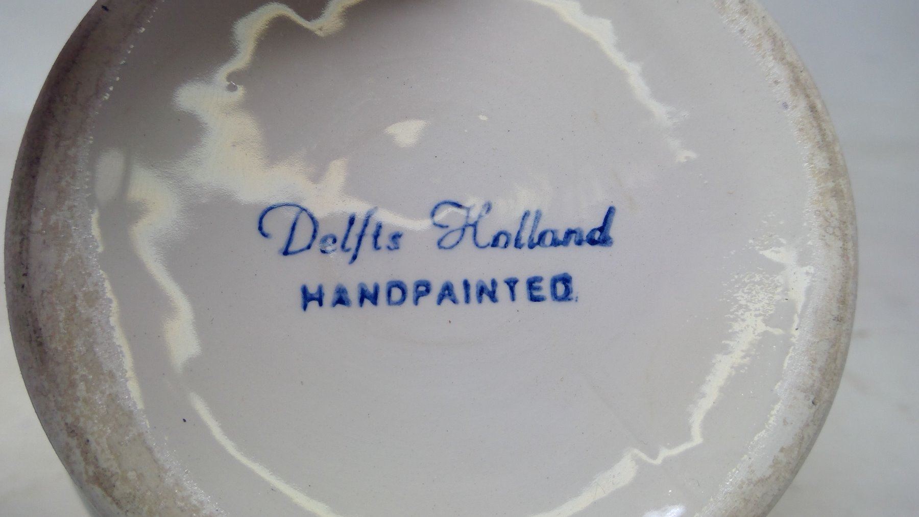 Hand Painted Delft Spring Bulb Pot & Kissing Couple Art Deco